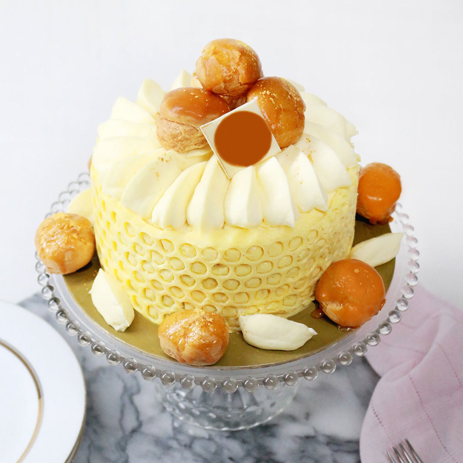 Buy Cleopatra Cake Online in Philippines - FNP PH